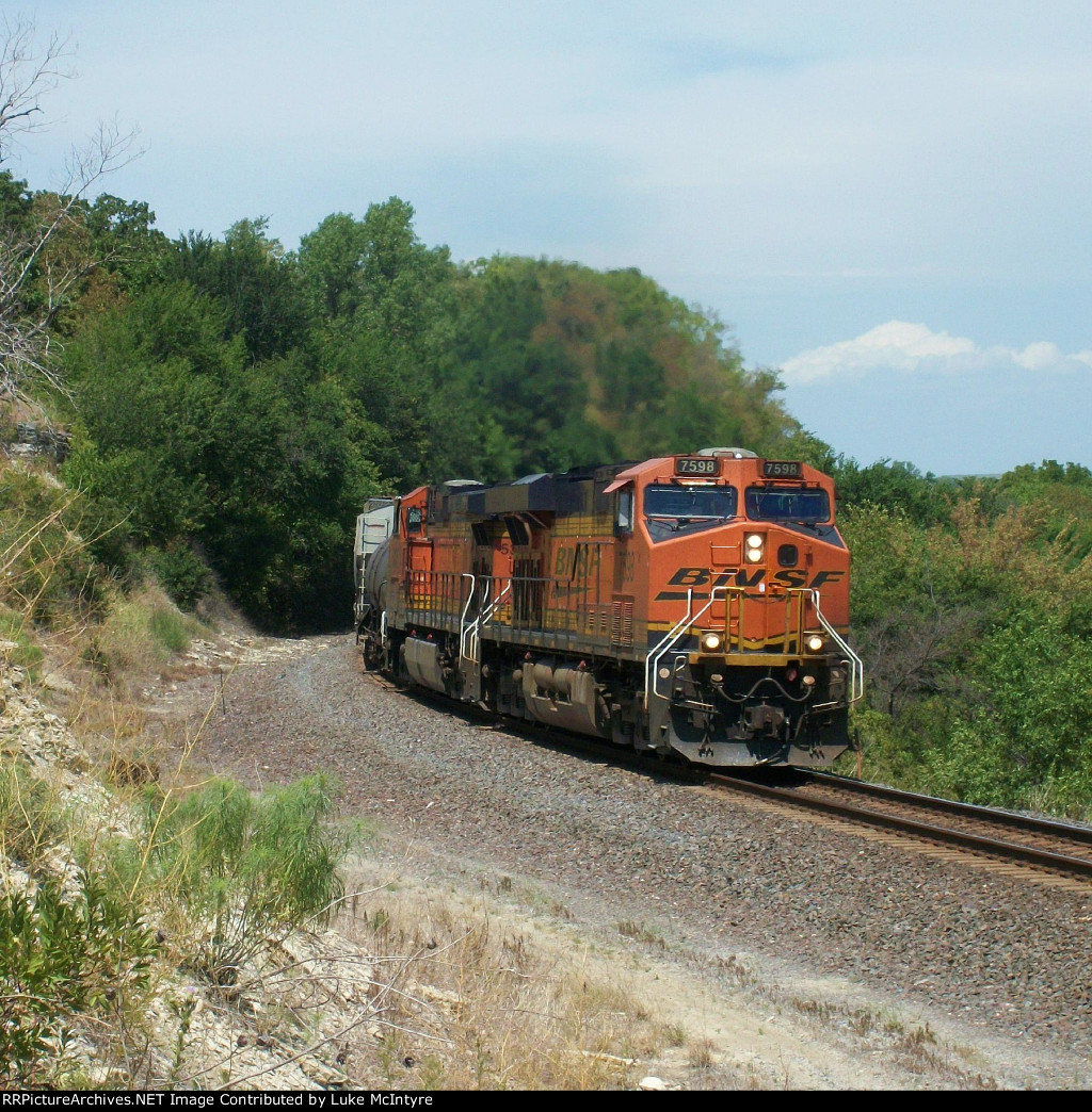 BNSF 7598